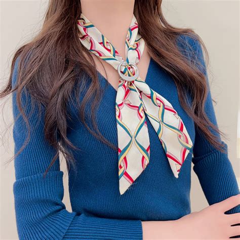 2024 Summer Clothes Corner Knotted High End T Shirt Shirts Shirt Hem