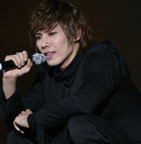 엠블랙 이준 사진 모음 이준 과거사진과 폰배경 움짤 복근이준 네이버 블로그