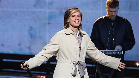 NRJ Music Awards Angèle et Orelsan sacrés artistes francophones de lannée LINFO re