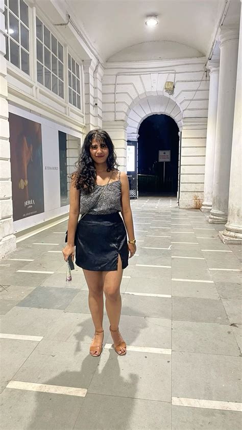 Easy First Date Night Outfit Ideas What To Wear When You Have Nothing