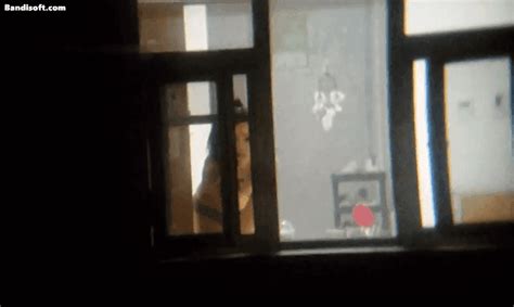 精品偷拍韩国大学女生宿舍窗外偷拍洗澡换衣 不得不说韩妹身材确实好 XIAOGUOXOXO