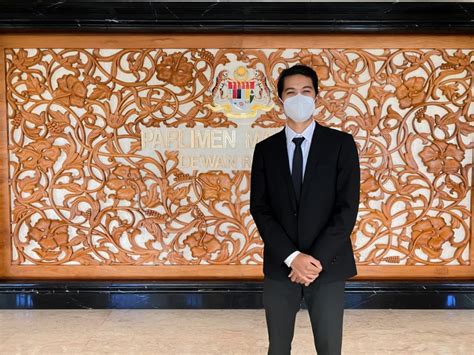 Navigating Career Diversity Embracing A Non Linear Path To Success