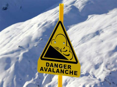Avalanche Warning Issued For 5 Jandk Districts The Ins News