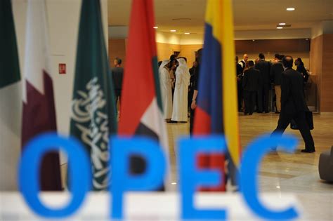 إلغاء اجتماع أوبك بلس دون تحديد موعد جديد وارتفاع أسعار النفط Cnn