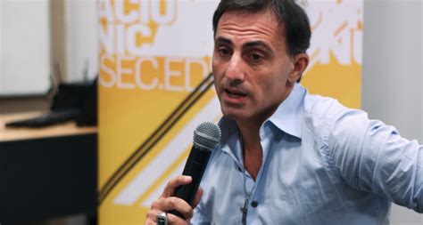Diego Latorre Bajoneado Sólo Quiere Comentar Fútbol Laubfal