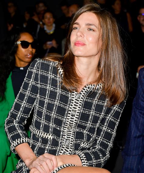 Carlota Casiraghi sorprende con el color de pelo que más ilumina la