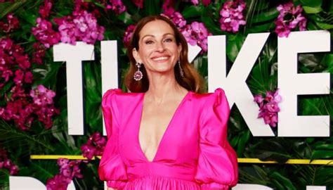 Julia Roberts Reveals Mlk Jr Paid Hospital Bill For Her Birth