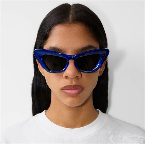 Rose Sunglasses In Navy Blue Women Burberry® Official