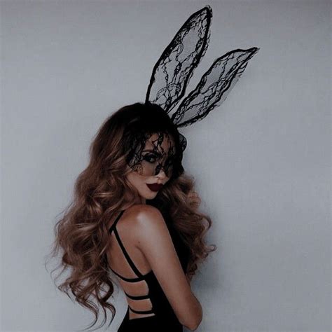 Pin by 𝖇𝖆𝖇𝖊 on lifestyle Hot halloween costumes Easter photoshoot