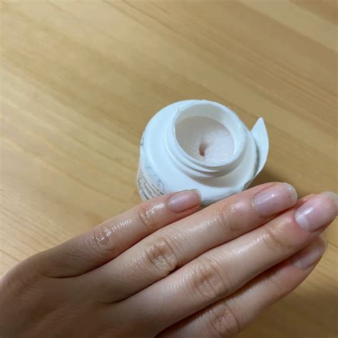 スポンジネイルポリッシュリムーバー｜daisoの口コミ 超優秀！100均で買えるおすすめ除光液！daiso スポンジネイルポリッシュ