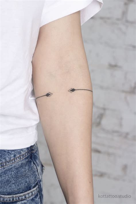 Тату на руке Тату на руку девушке Тату на руке для девушек 100 татуировок и эскизов на сайте