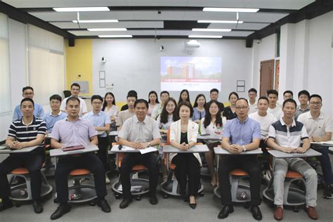 新进辅导员工作沙龙在南海校区举行华南师大新闻网