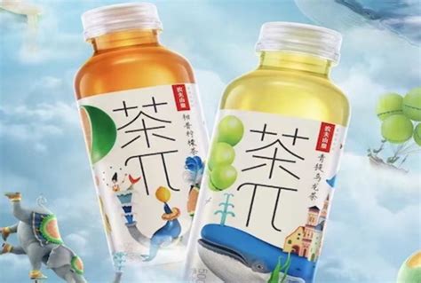 农夫山泉旗下「茶π」900ml畅饮装推出新口味：西柚茉莉花茶和柚子绿茶 Foodtalks全球食品资讯