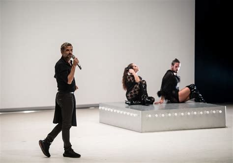And One De Martim Pedroso D A Conhecer Vida Da Bailarina