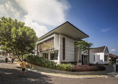 Springhills House Pranala Associates House