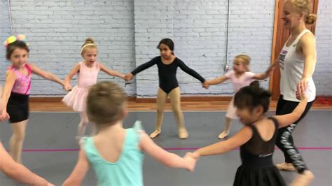 Looby Loo Dance Youtube