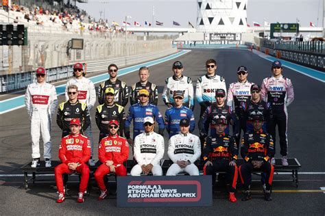 F1 Drivers Wallpapers Top Free F1 Drivers Backgrounds Wallpaperaccess