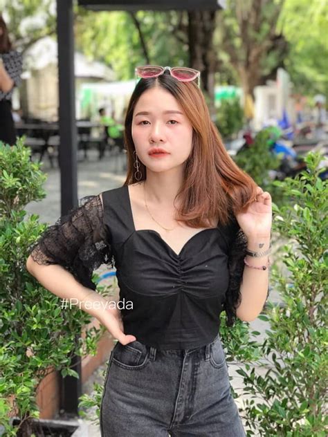 ราคา 130 บาท มีสี ขาว เสื้อผ้าแฟชั่นราคาส่ง