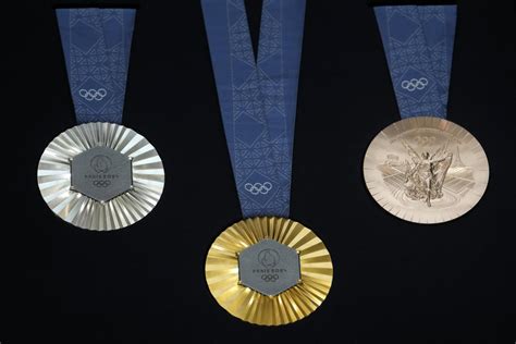 Paris Olympics Medals Will Include A Piece Of The Eiffel Tower Yahoo