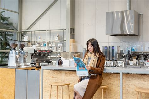 【日本】東京。 Blue Bottle 藍瓶咖啡 清澄白河店 朝聖日本一號店，挑高空間環境舒適