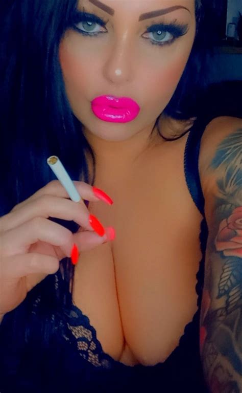 Smoking Fetish Girls On Twitter 🔥 Goddess Jennifer 🔥n👉 Missjen1204