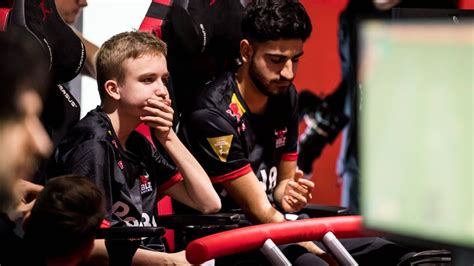 Rb Rblz Traumduo Vejrgang Gültekin Erreicht Beim Ea Sports Cup Ko Phase