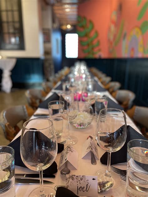 Barbette French Bistro Dining Barbette Restaurant Minneapolis Uptown Brunch And Wine Bar