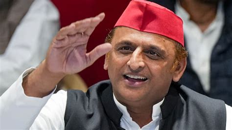 Lok Sabha Elections Akhilesh Yadav Targets Pm Narendra Modi Adolf