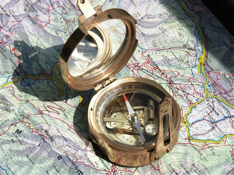 How To Use A Compass Fundamentals Of Orienteering
