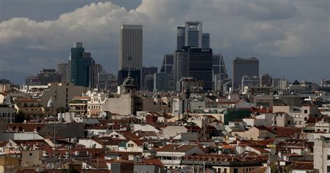 IMF Forecasts Spain Growth Close To Zero At Turn Of Year Reuters