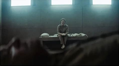 Una Reseña De La Película El Hoyo Pórtico