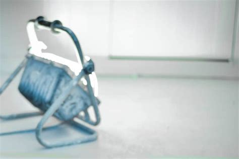 Led Vs Halogen Bulbs Whats The Difference Which Is Better Lamphq