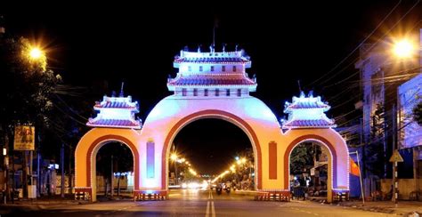 Khám Phá Kiến Trúc Và Lịch Sử Cổng Tam Quan Rạch Giá Hiện Nay