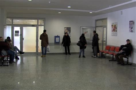 Телевизија 24 Новиот предлог закон за породилно отсуство дава можност и за таткото да земе 4