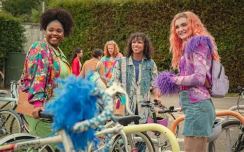 Sex Education Star Reflects On Groundbreaking Queer Sex Scene