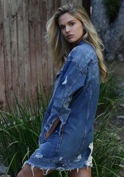 Chelsea Salmon Model Fashion Images Salmon
