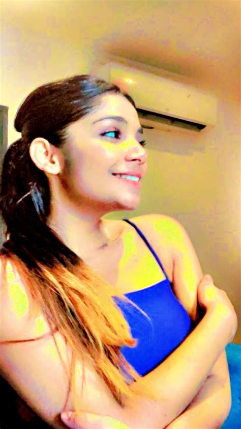 Ritika Independent Escort Indian Escort In New Delhi