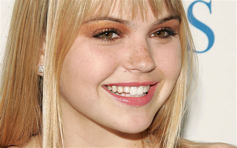 1920x1200 1920x1200 Aimee Teegarden Wallpaper Hd Coolwallpapersme