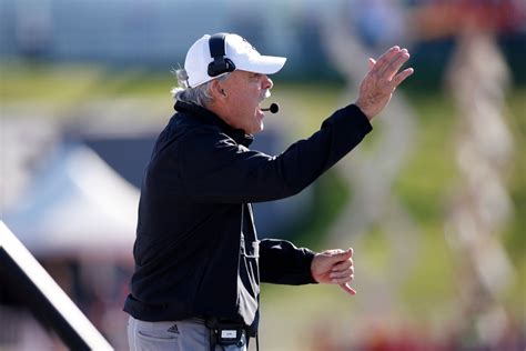 Don Brown Hot Seat 5 Candidates For Umass Footballs Head Coach