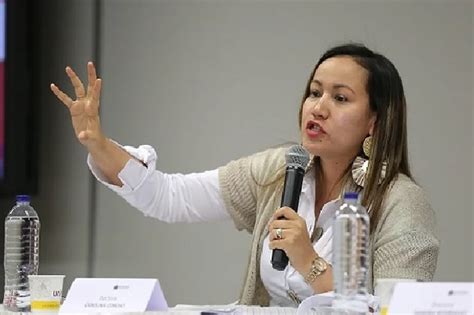 Agarrón entre el Gobierno y el anterior ministro de Salud por las cifras del control prenatal
