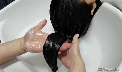 做完离子烫毛毛躁躁缺乏质感是软化的问题还是温度的问题 头发 调配 速度