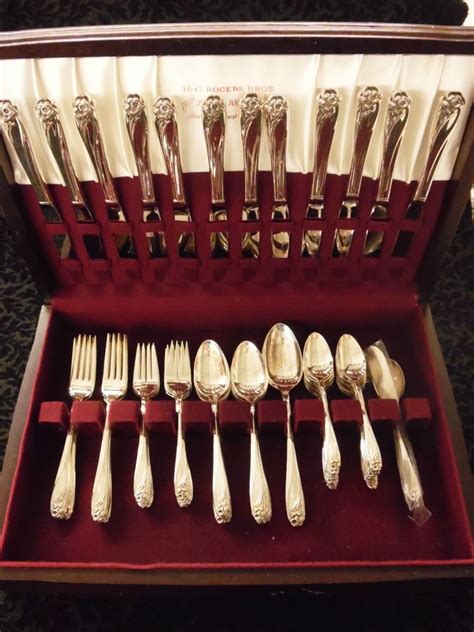 Floral 1847 Rogers Bros Silverware Patterns