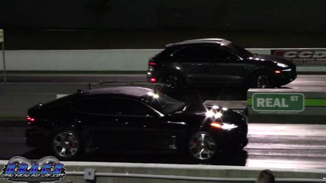 Kia Stinger Gt Drag Races Volvo Xc40 Recharge Ev Porsche Macan S