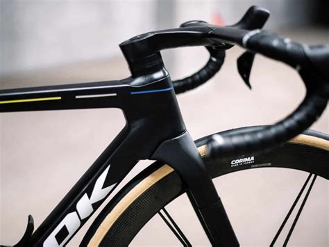PROTOTYPE LOOK 795 RS 2023 Neuheit Auf Der Drehmaschine
