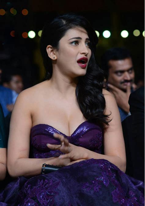 Tamilgalleryfun Shruti Hassan Red Hot Photos