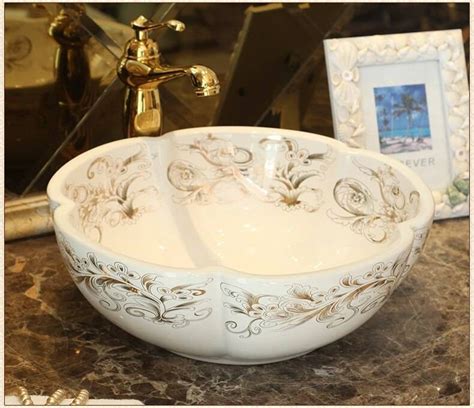 Luxury White Flower Shape Handmade Lavabo Washbasin Art Wash Basin
