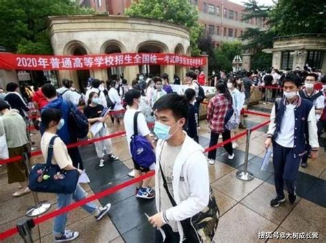 上海高考人数增幅12，河南达130万人，2023年高考人数或超1200万考生数据全国