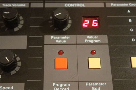 matrixsynth sequential circuits multitrak synthesizer sn 01370