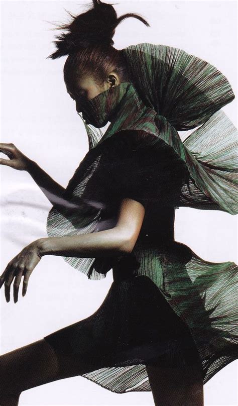 Issey Miyake Lankaart