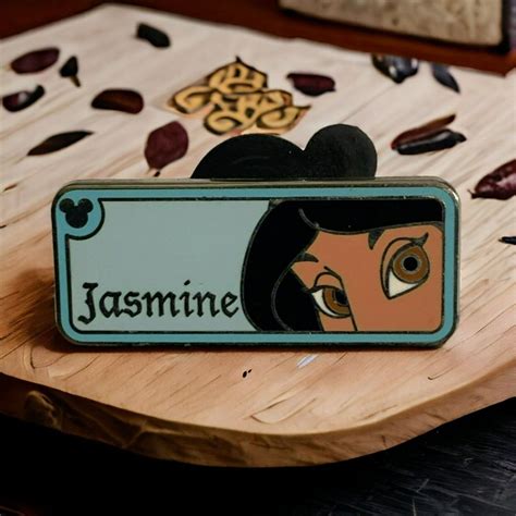 Disney Hidden Mickey Completer Pin Rear View Mirror Jasmine S Eyes